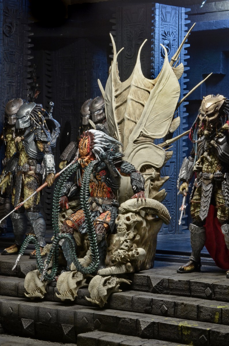 Closer Look: Predator Deluxe Clan Leader! – NECAOnline.com