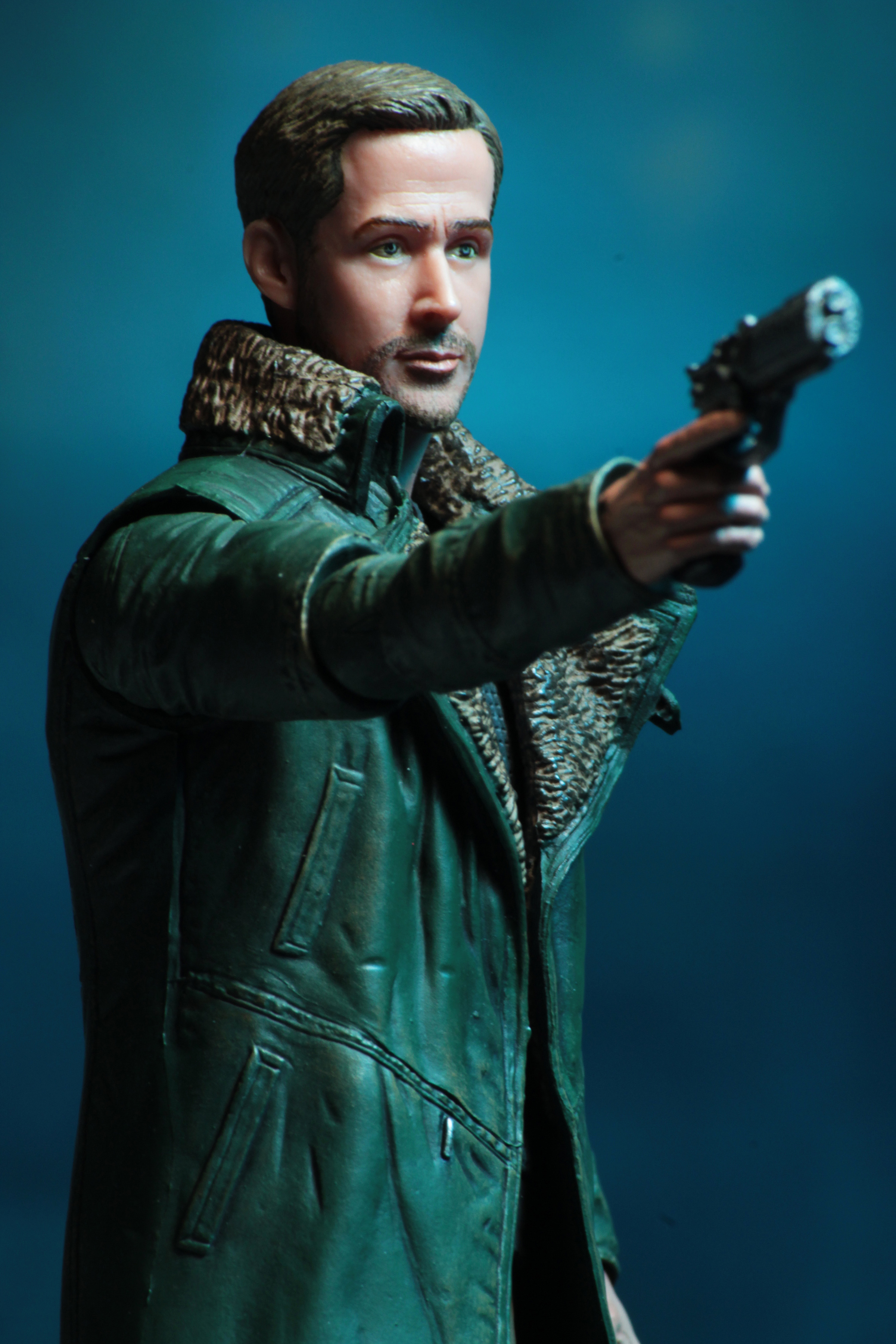 Shipping: 1/4 Scale Terminator T-800, Blade Runner 2049 Figures ...